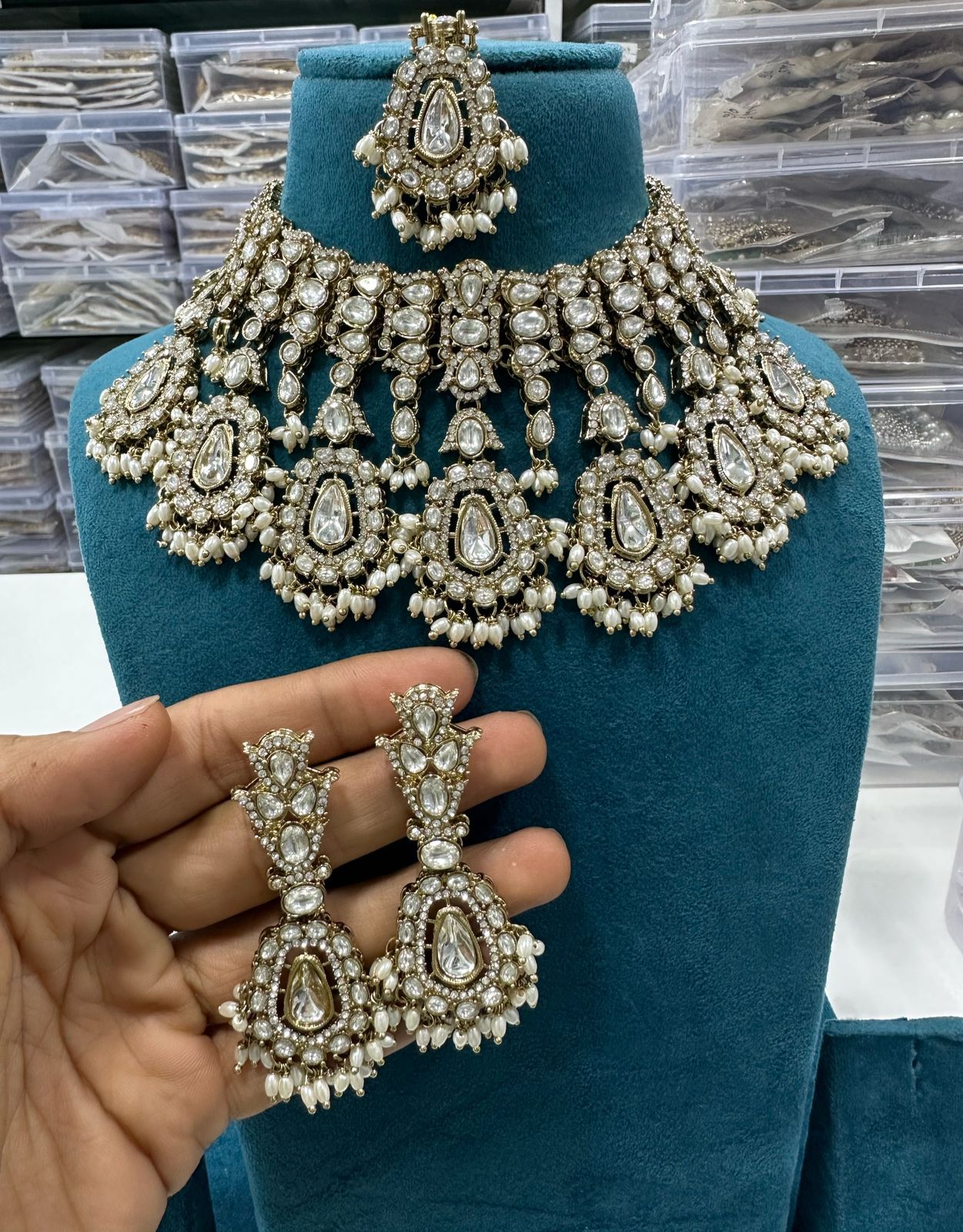 Collections – Classy Jewels